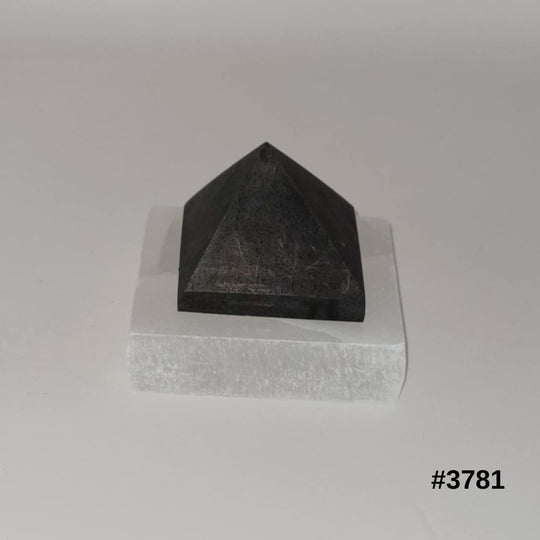 Shungite Pyramid – Suz E Bee Candles & Crystals